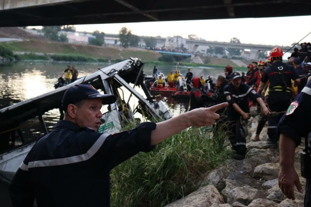 Drame à Alger : 18 morts dans la chute d’un bus dans oued El-Harrach - Le Matin d'Algérie