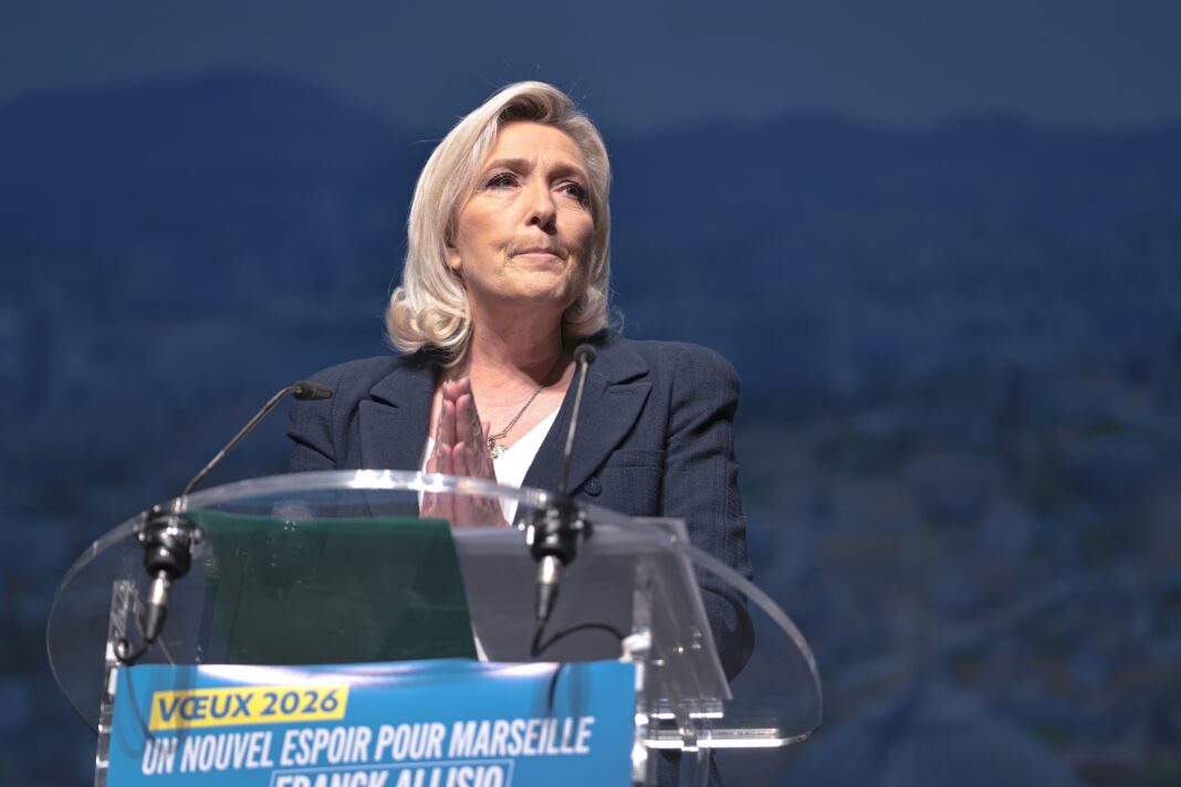 Marseille : Marine Le Pen transforme les vœux de Franck Allisio en ...
